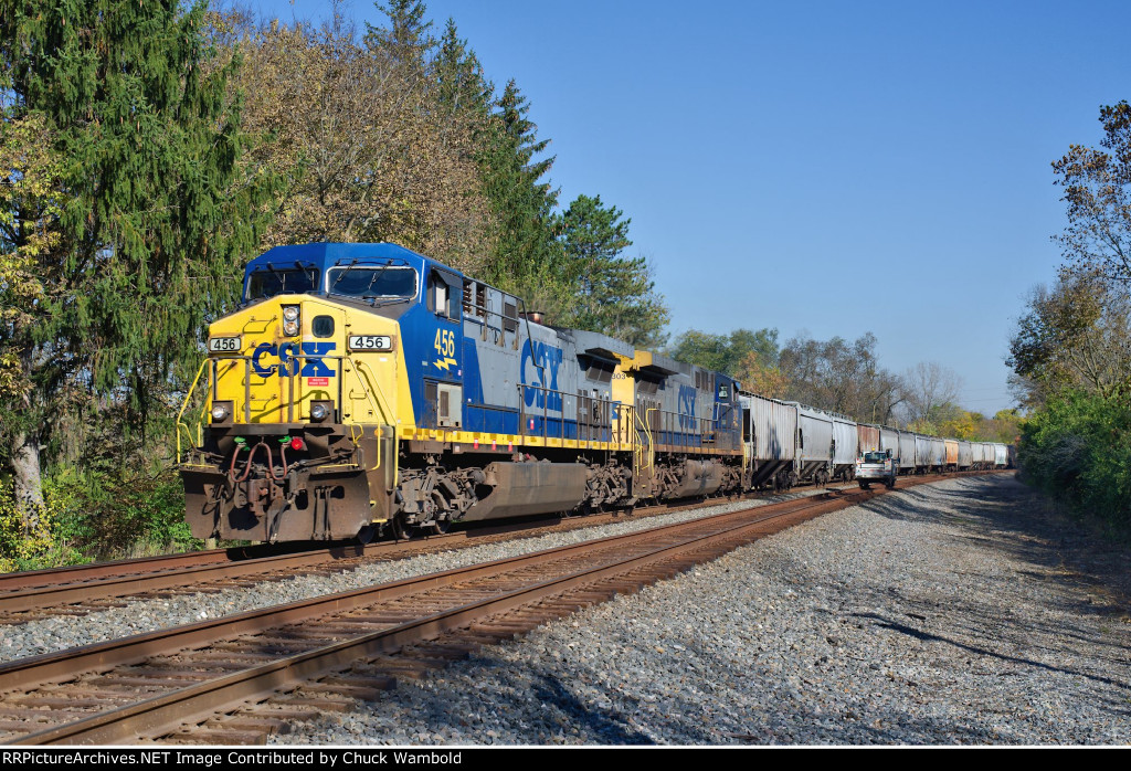 CSX 456 on a southbound grain train at Stony Hollow Rd.